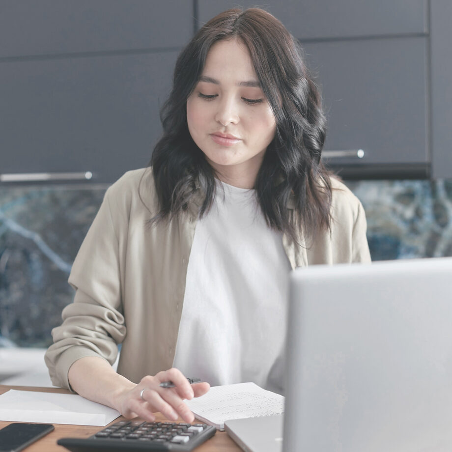 Navigating E-Invoice Regulations: IRB Malaysia's 2023 Guidelines